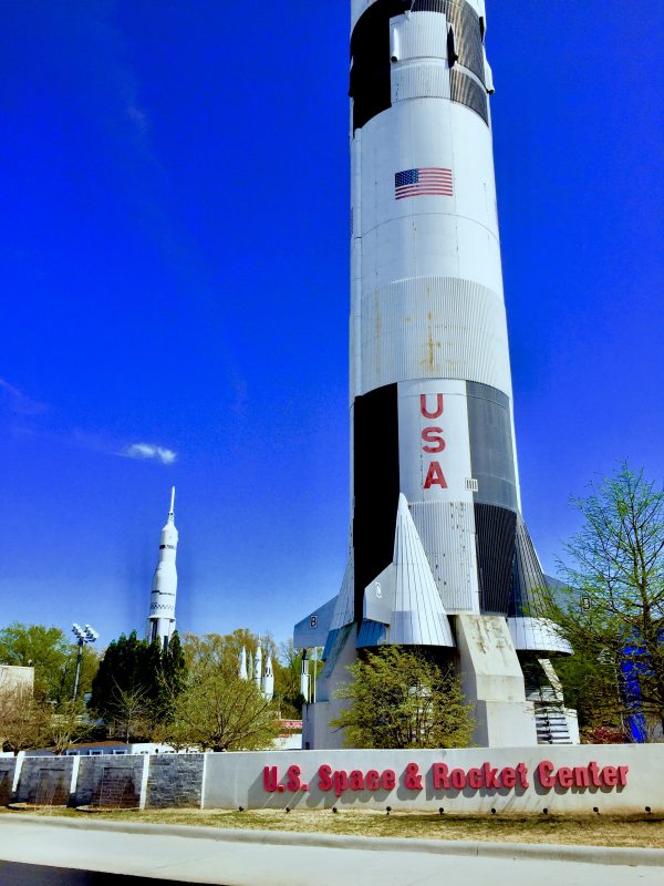 Take An Out Of This World Trip to The US Space and Rocket Center in ...